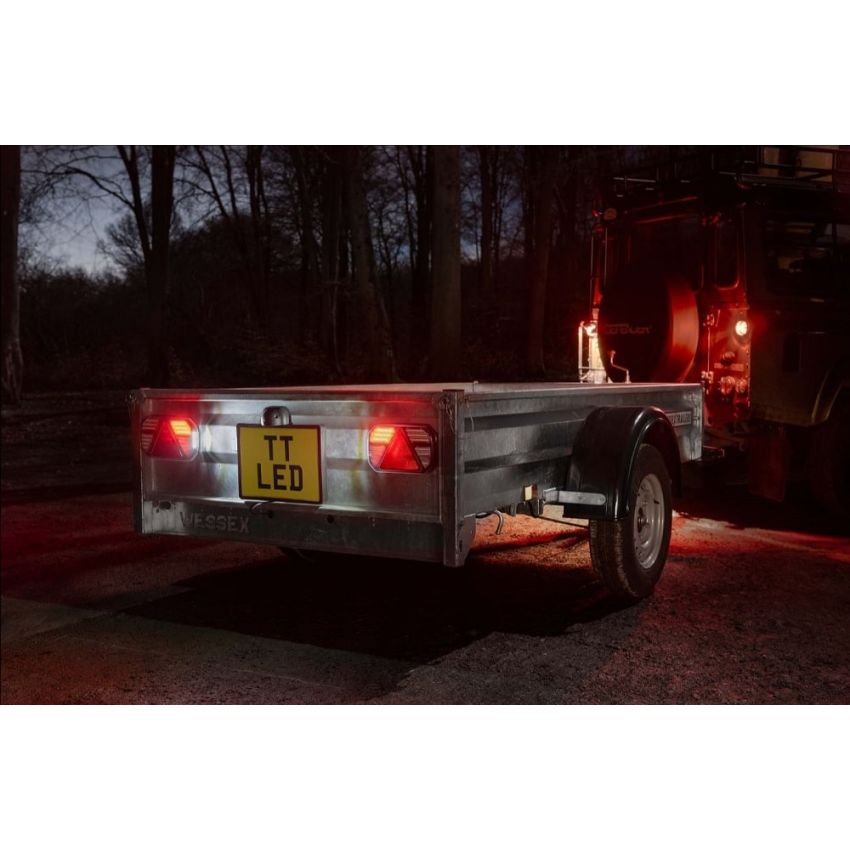 TrailerTek LED CAN 7-Function Magnetic Wireless Trailer Light Set
